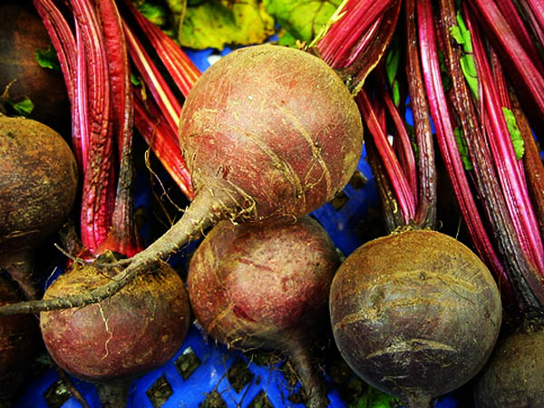 ಬಲಿಷ್ಠ ಕೂದಲಿಗೆ ಬೀಟ್ ರೂಟ್ - ಇದರಿಂದ ಯಾವುದೇ ಅಡ್ಡಪರಿಣಾಮವಿಲ್ಲ | Beetroot For ...